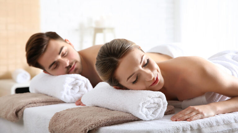 SPA Iasi. Piscină Iasi. Masaj de Relaxare și Terapeutic. Masaje Iasi